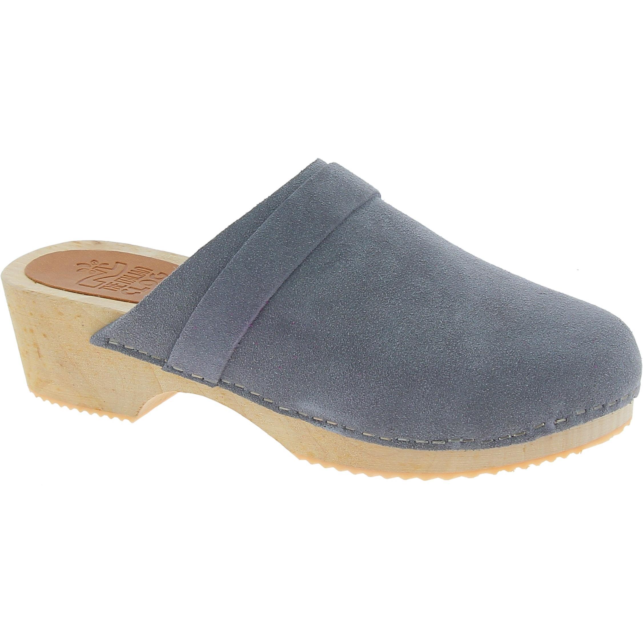 Wooden clogs for women with closed upper in grey suede leather ...